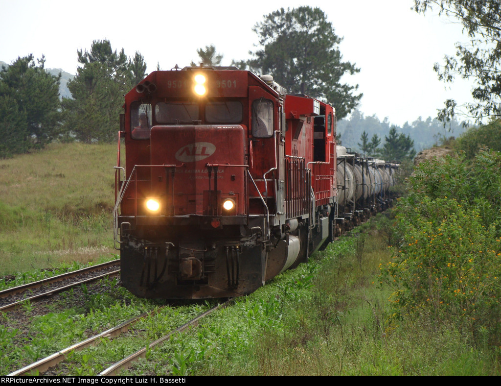 SD40-T2 9501